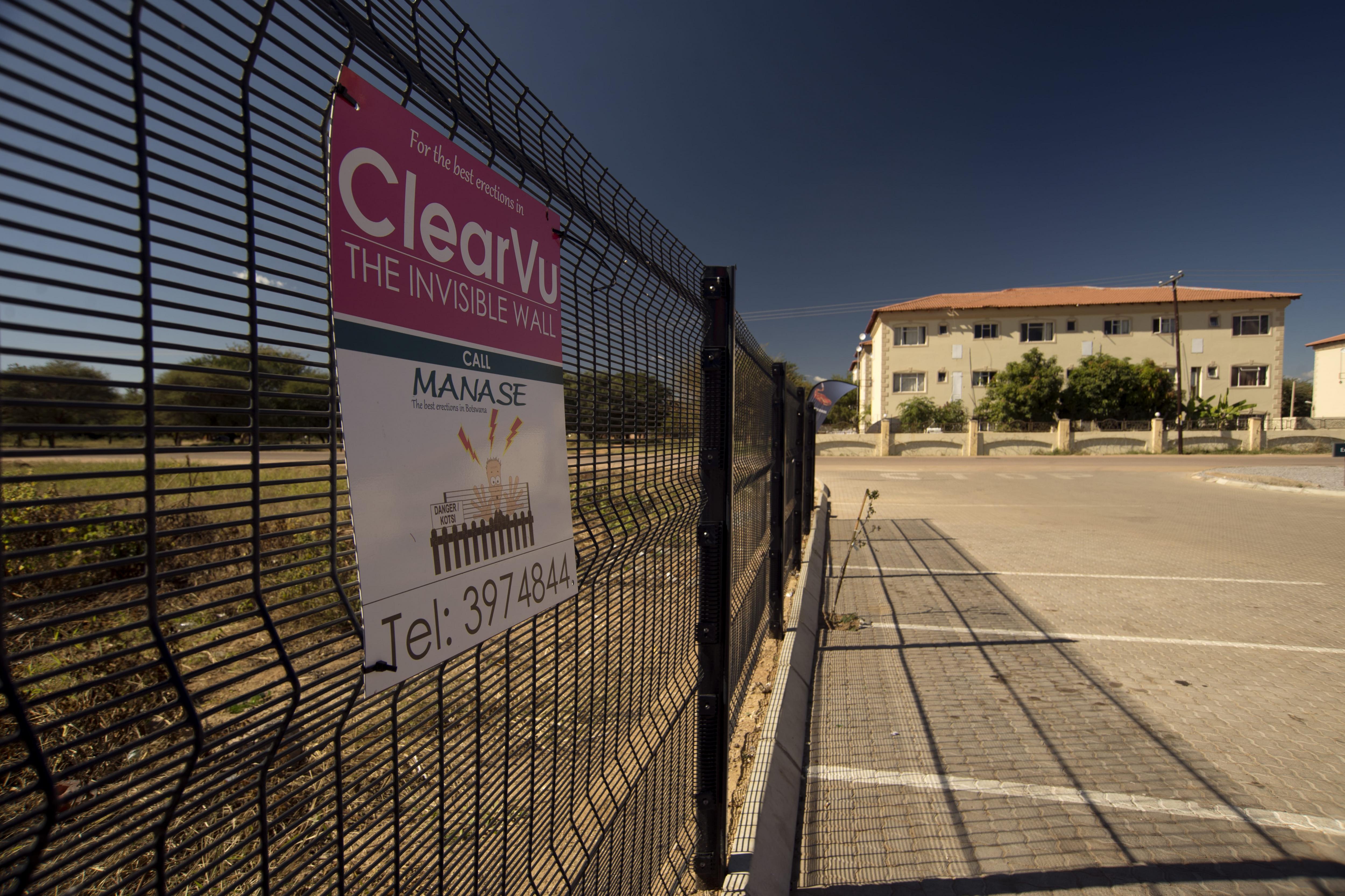 ClearVu Fencing | Manase